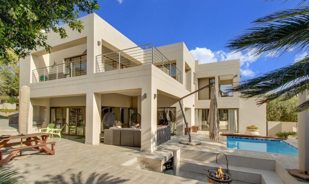 Modern Elegance In Dainfern Golf Estate In Midrand, Gauteng, South ...