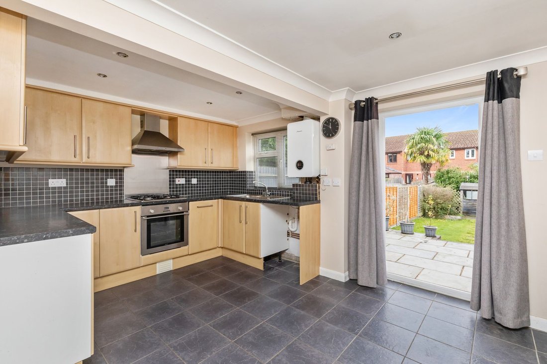 House Horsham In Horsham, England, United Kingdom For Sale (16212778)