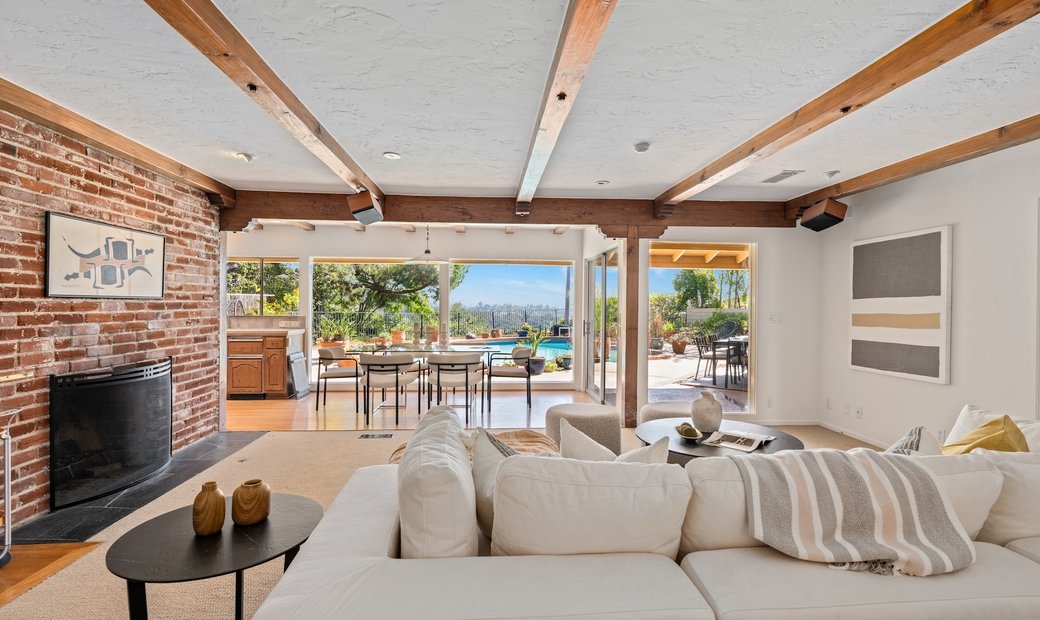 2200 Jeffersonia Way In Los Angeles, California, United States For Sale ...