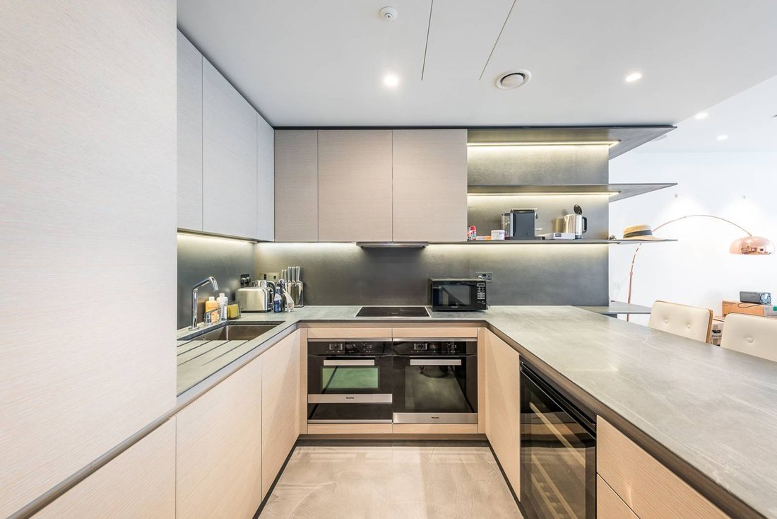 79 Buckingham Palace Road, Victoria, Sw1 W In London, England, United ...