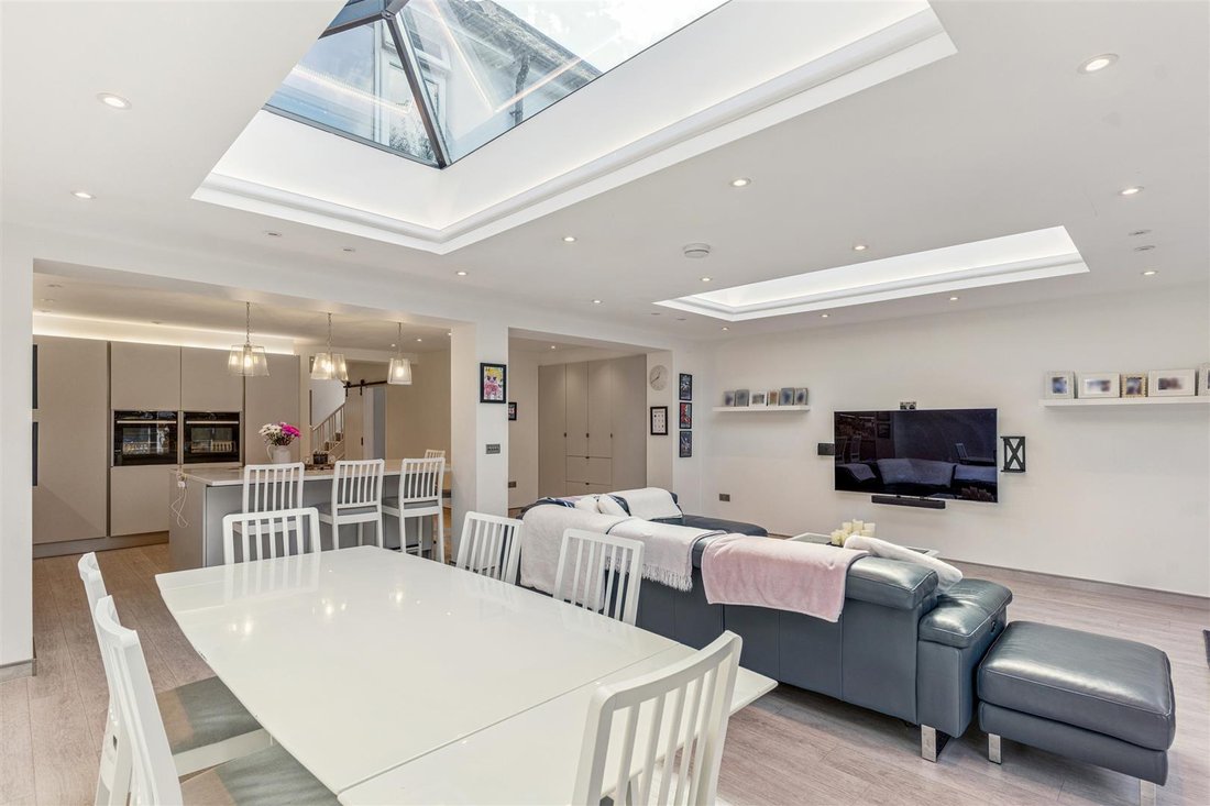 Casa Independiente De 4 Dormitorios En En Sandridge, Inglaterra, Reino ...