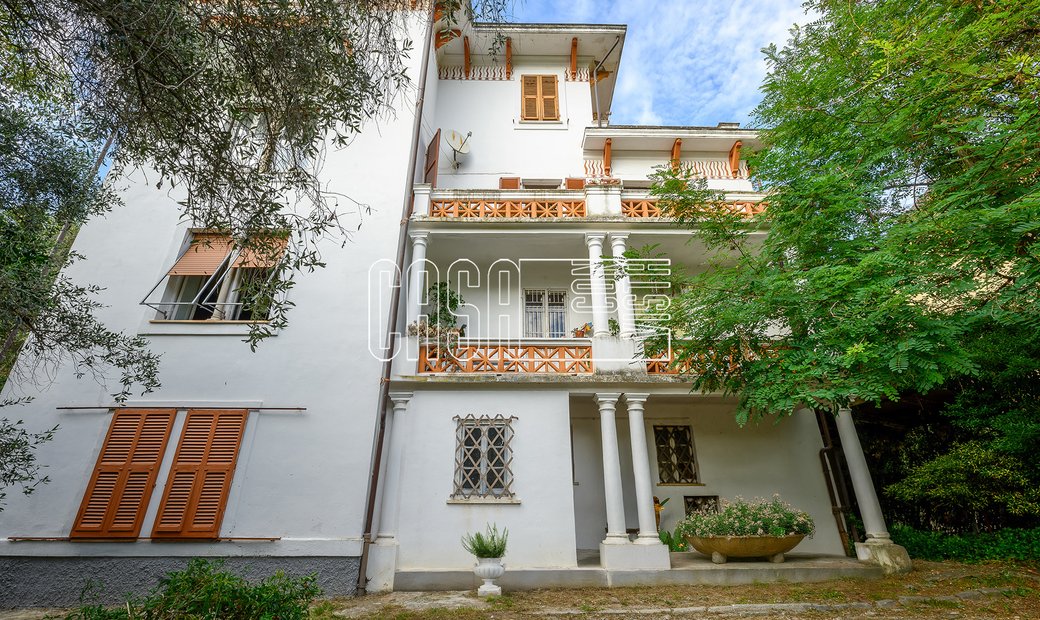 Villa With Castle Views, Terrace, And Garden Located In Lerici, Liguria ...