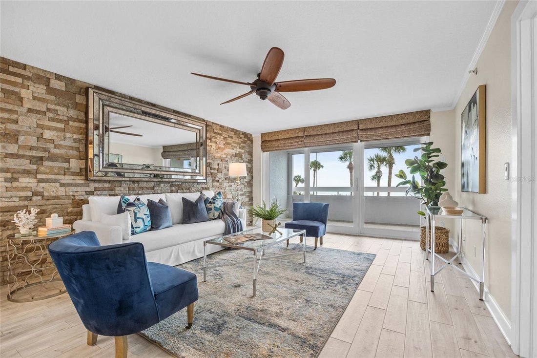 Redington Shores Residential En Madeira Beach, Florida, Estados Unidos ...