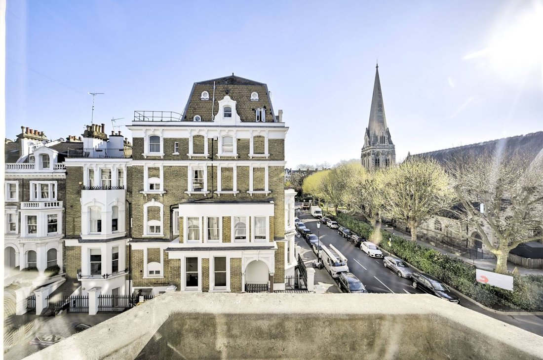 Redcliffe Square, Chelsea, Sw10 In London, England, United Kingdom For ...