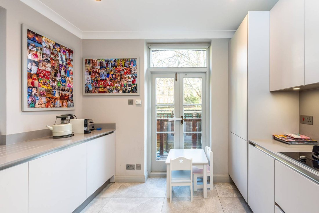 Cheyne Gardens, Chelsea, Sw3 In London, England, United Kingdom For ...