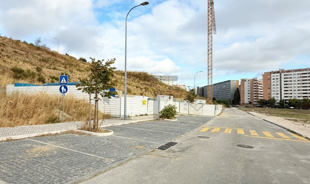 Terreno Urbano En Santa Clara E Castelo Viegas, Distrito De Coímbra ...