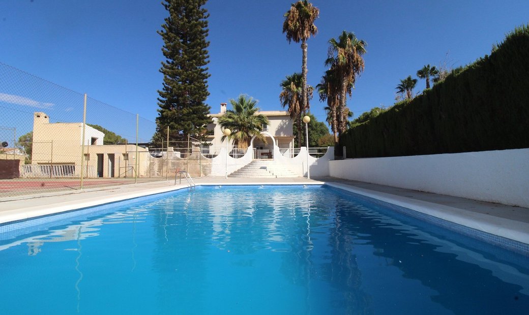 Traditional Spanish Style Villa With In Elx / Elche, Valencian ...