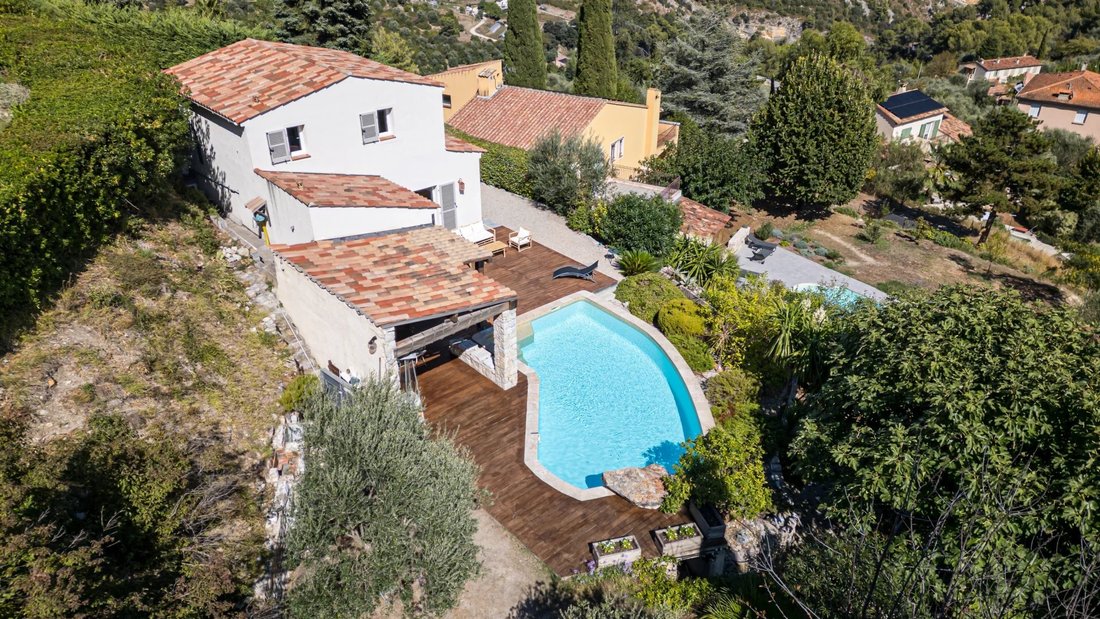 Nice Villa In Falicon, Provence Alpes Côte D'azur, France For Sale ...
