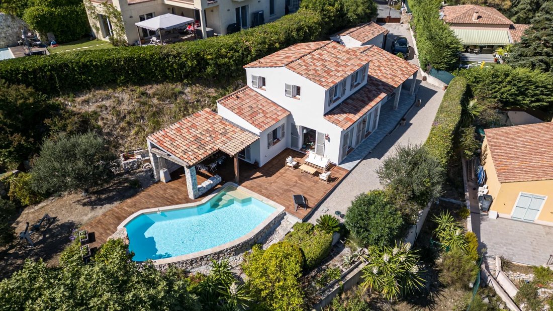 Nice Villa In Falicon, Provence Alpes Côte D'azur, France For Sale ...