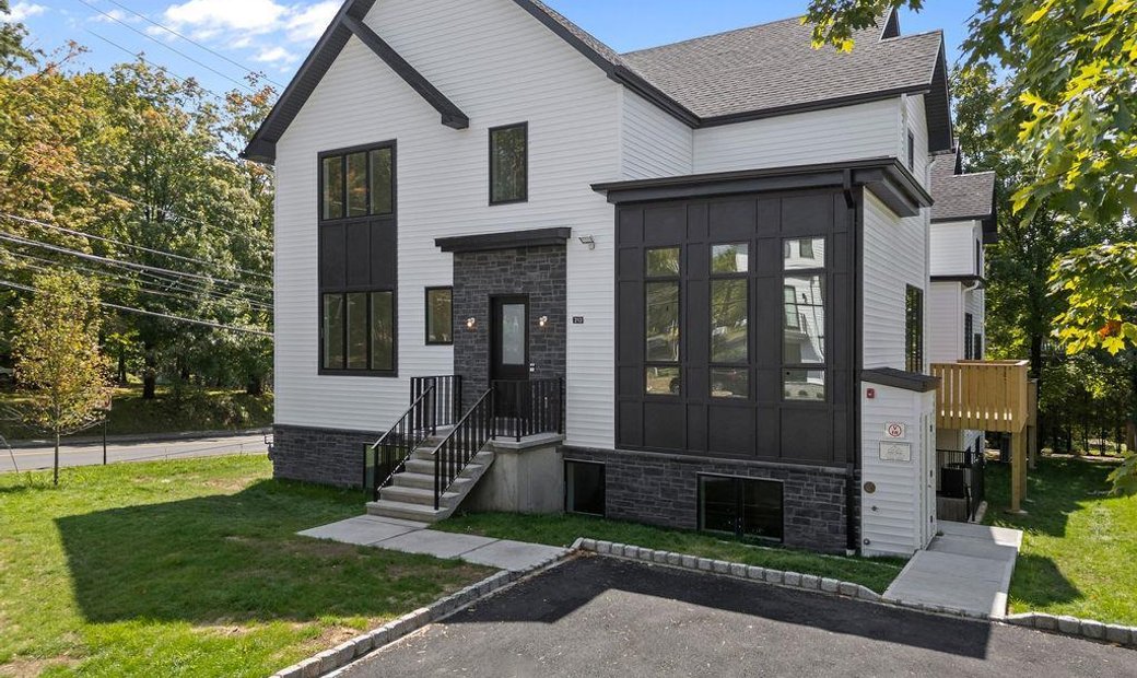 Residential Spring Valley In Spring Valley, New York, United States For ...