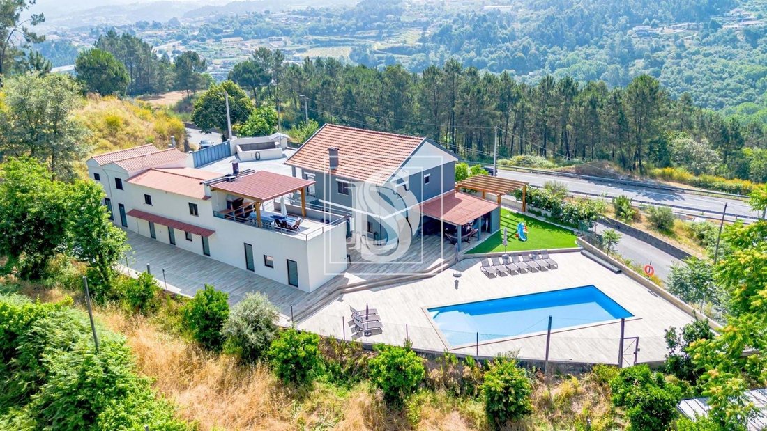 Terrain Non Défini à Udf De Alenquer Dans Amarante, District De Porto ...