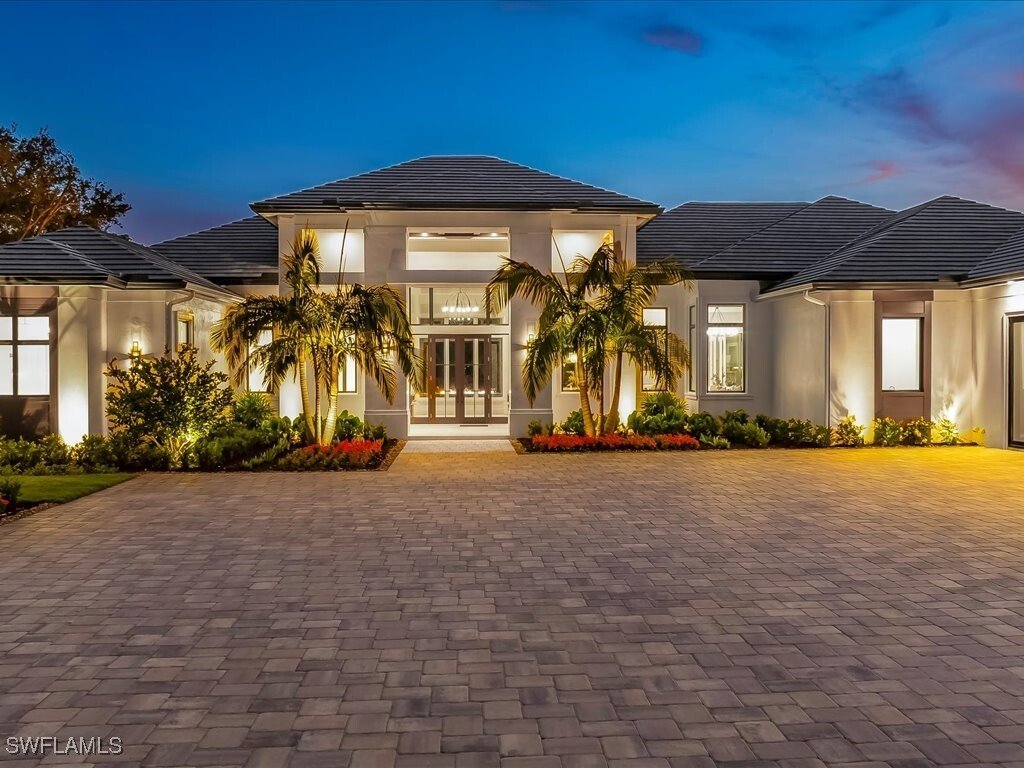 Single Family Residence In Naples In Naples, Florida, United States For ...