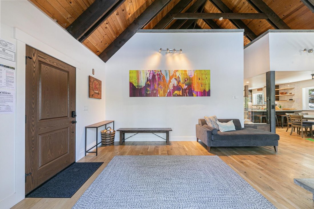 Single Family Residence In Truckee In Truckee, Ca, United States For ...