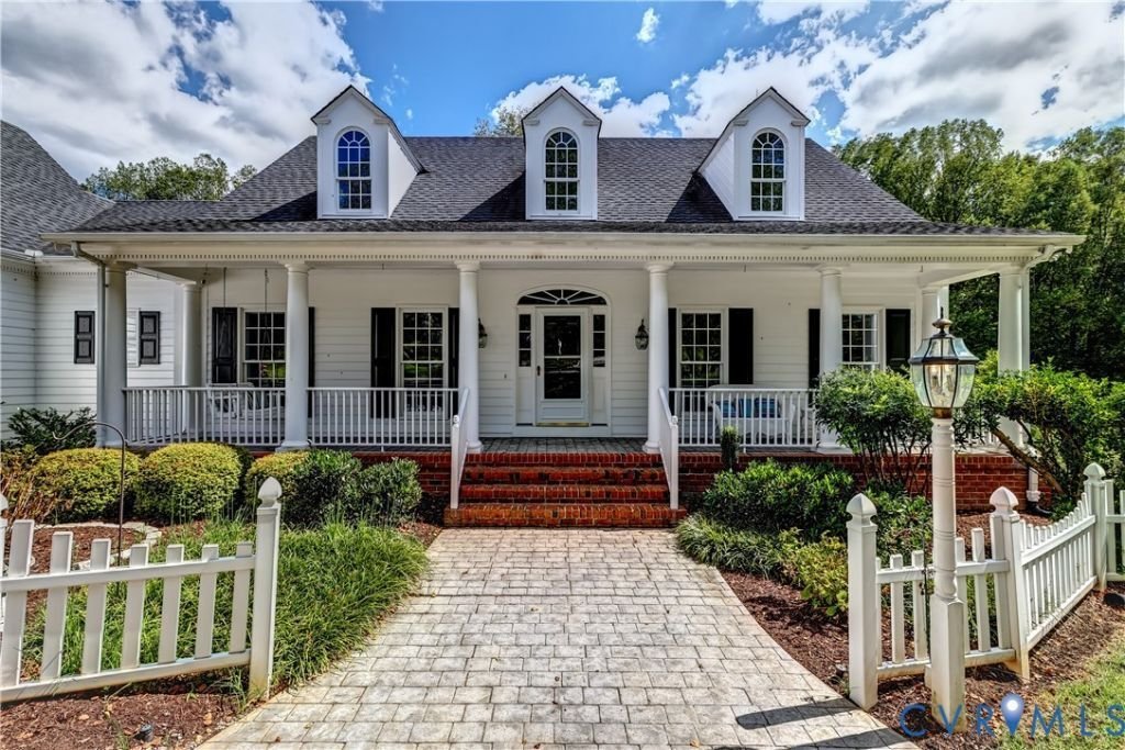 Elegant Cape Cod Retreat On Two Scenic In Manakin, Virginia, United ...