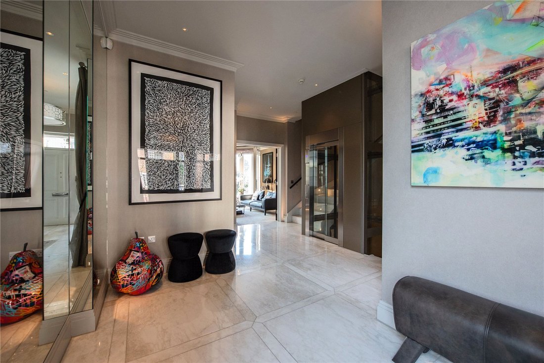 The Grove, London In London, England, United Kingdom For Sale (16251024)