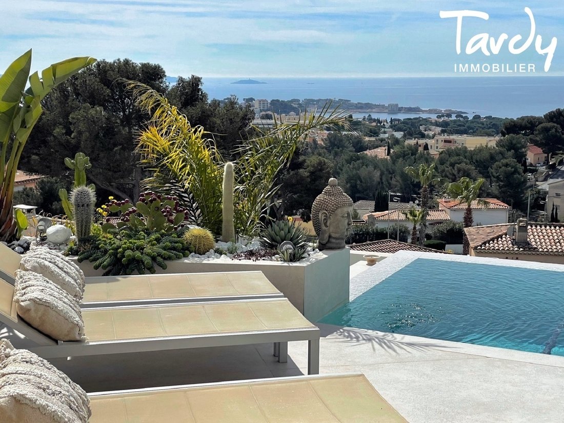 Luxury Real Estate Villa For Sale In Bandol, Provence Alpes Côte D'azur ...