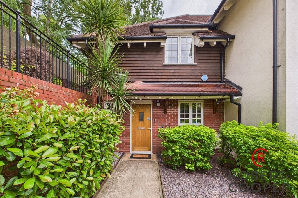 House, Cottage Close, Harrow In Harrow, England, United Kingdom For ...