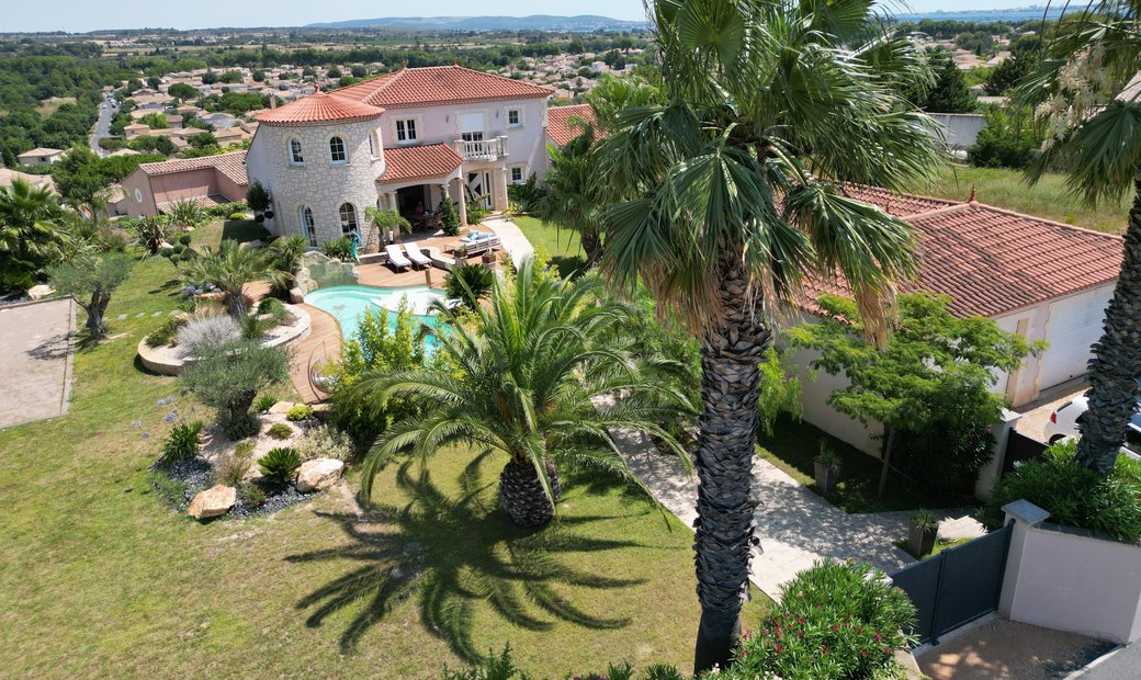 Mèze, Property With Unobstructed Views In Mèze, Occitanie, France For ...