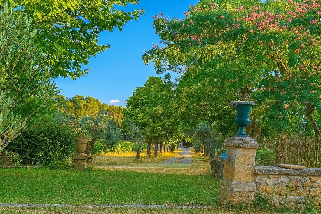 En Venta: En Aix En Provence, Provenza Alpes Costa Azul, Francia En ...