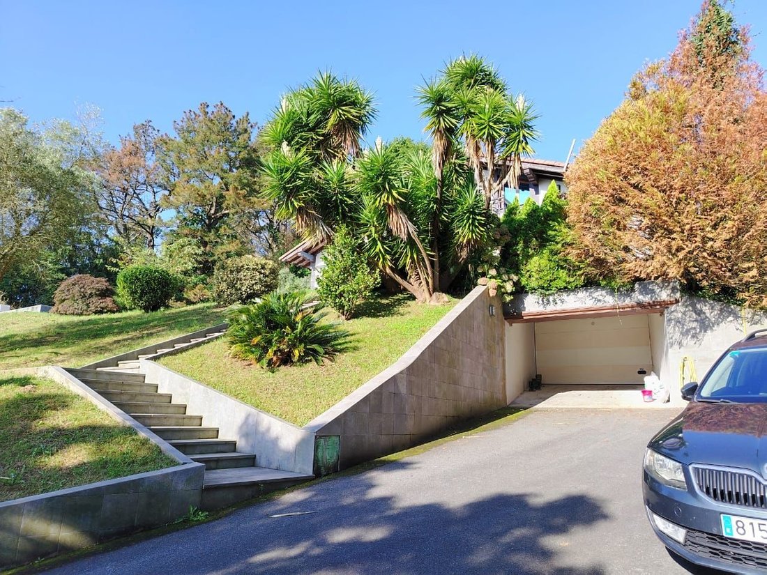 Hondarribia Villa In Hondarribia, Basque Country, Spain For Sale (16254122)