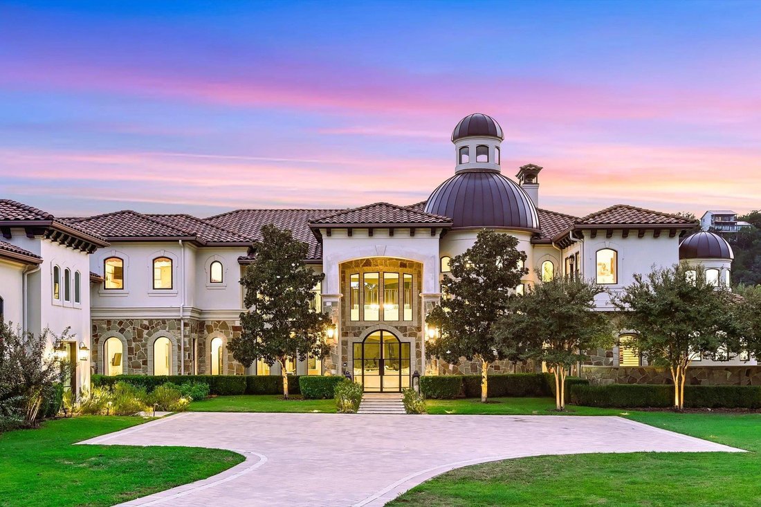 Steiner Ranch Estate With Pool & Sports Court In Austin, Texas, United ...