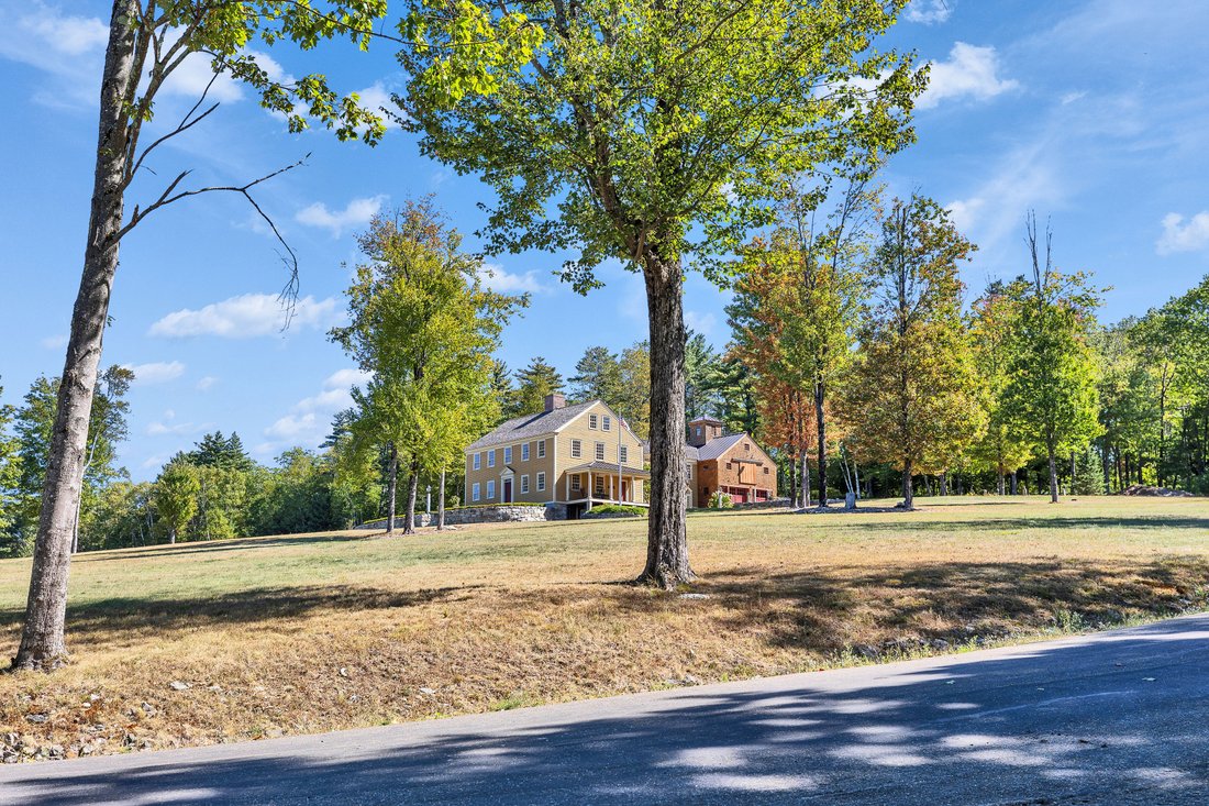 103 Meredith Neck Road In Meredith, New Hampshire, United States For ...