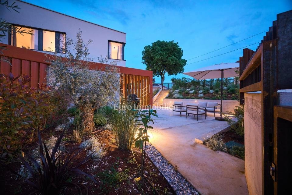 Poreč – Modern Semi Detached House With Pool In Porec, Istria County ...