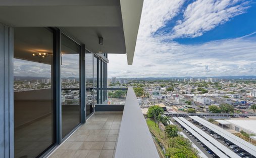 Luxury apartments with fitness center / gym for sale in Hato Rey Norte ...