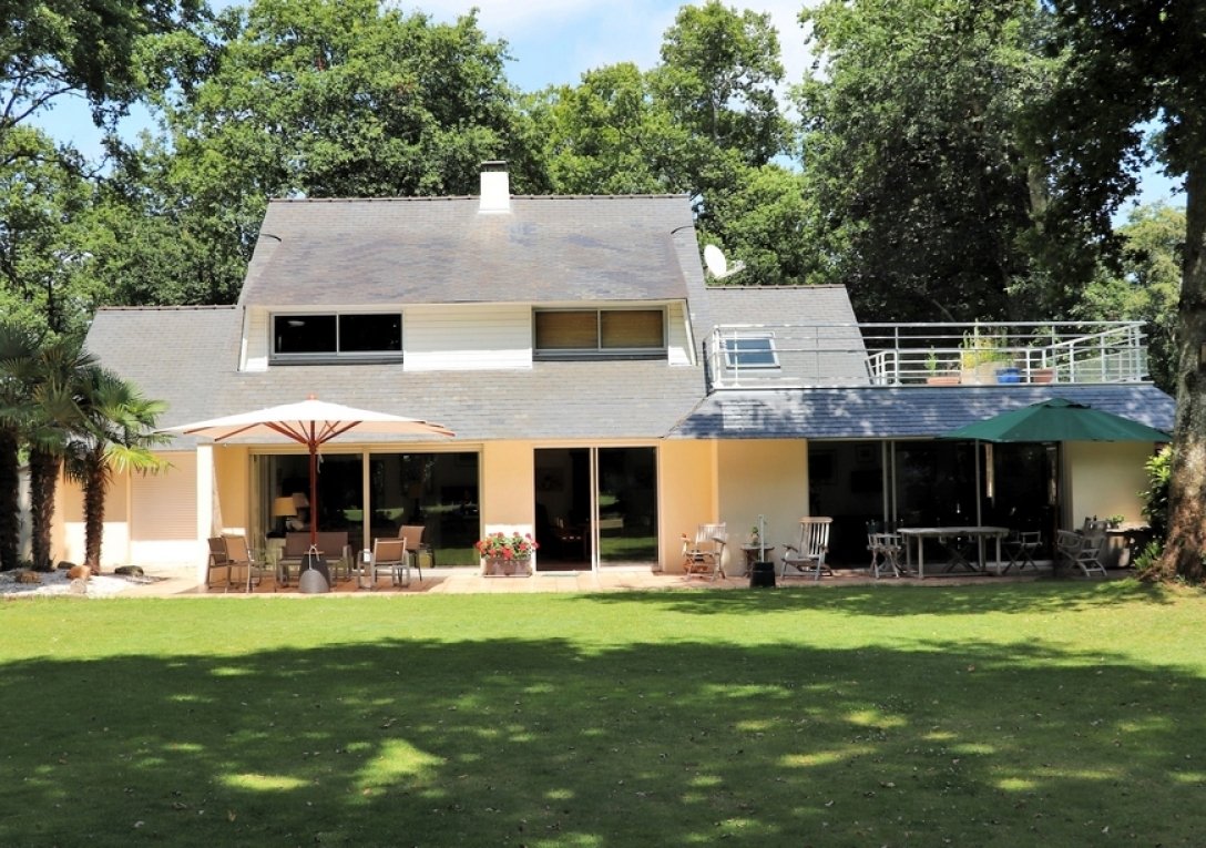 207 M² Villa On A 1660 M² In Saint André Des Eaux, Pays De La Loire ...