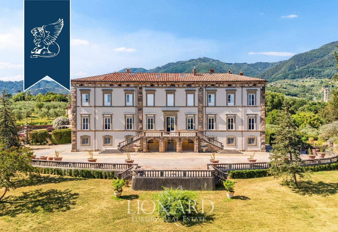 Caroline Bonaparte's Villa On Lucca's In Corte Franceschini, Tuscany ...