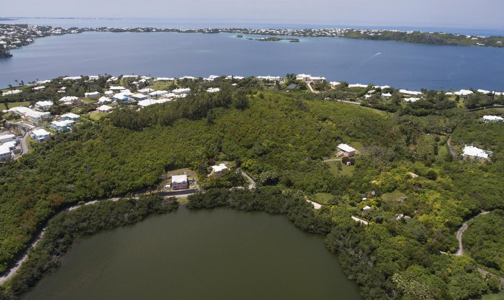 Old Quarry & North Farm: Magnificent Large Acreage & In Smiths Parish ...