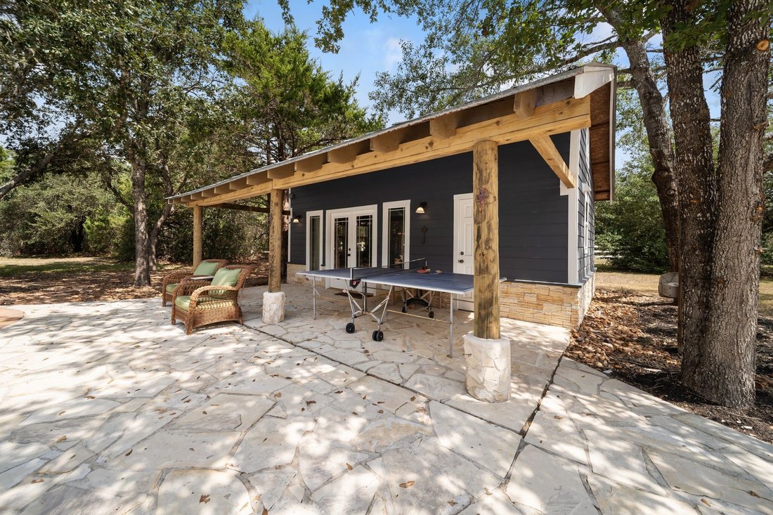2165 Round Top Road In Round Top, Texas, United States For Sale (16262503)