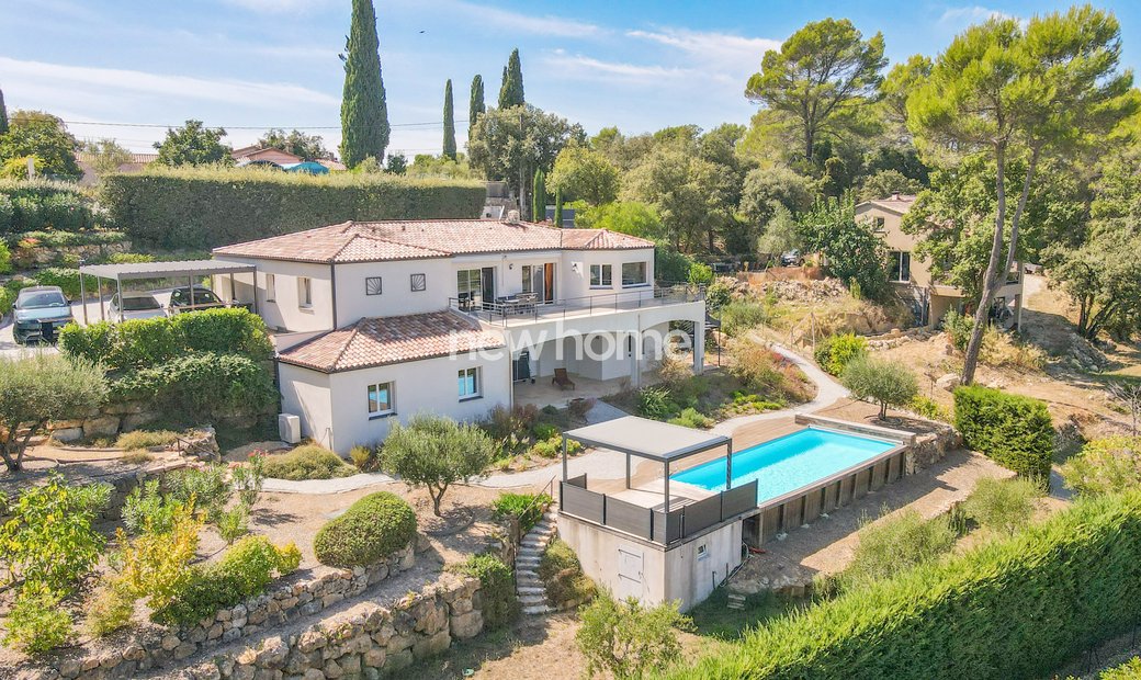 185 Sqm 7 Rooms In Lorgues, Provence Alpes Côte D'azur, France For Sale ...