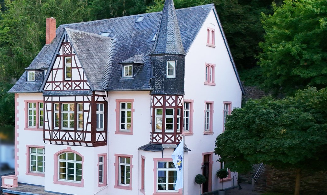 For Investors: Prestigious Rhine In Sankt Goar, Rhineland Palatinate ...