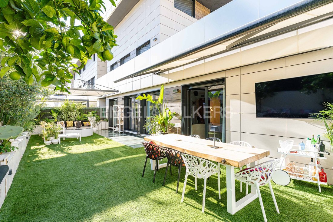 Charming Low House With In Boadilla Del Monte, Community Of Madrid ...