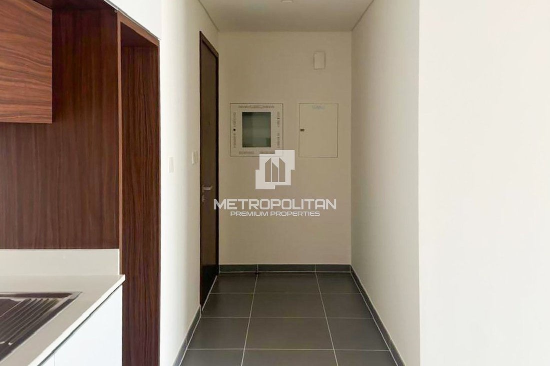 Spacious 1 Bedroom | Excellent Layout | In Dubai, Dubai, United Arab ...