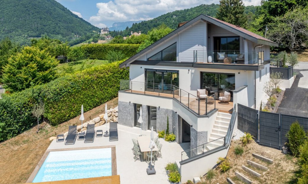 Architect Designed House In Menthon Saint Bernard, Auvergne Rhône Alpes ...