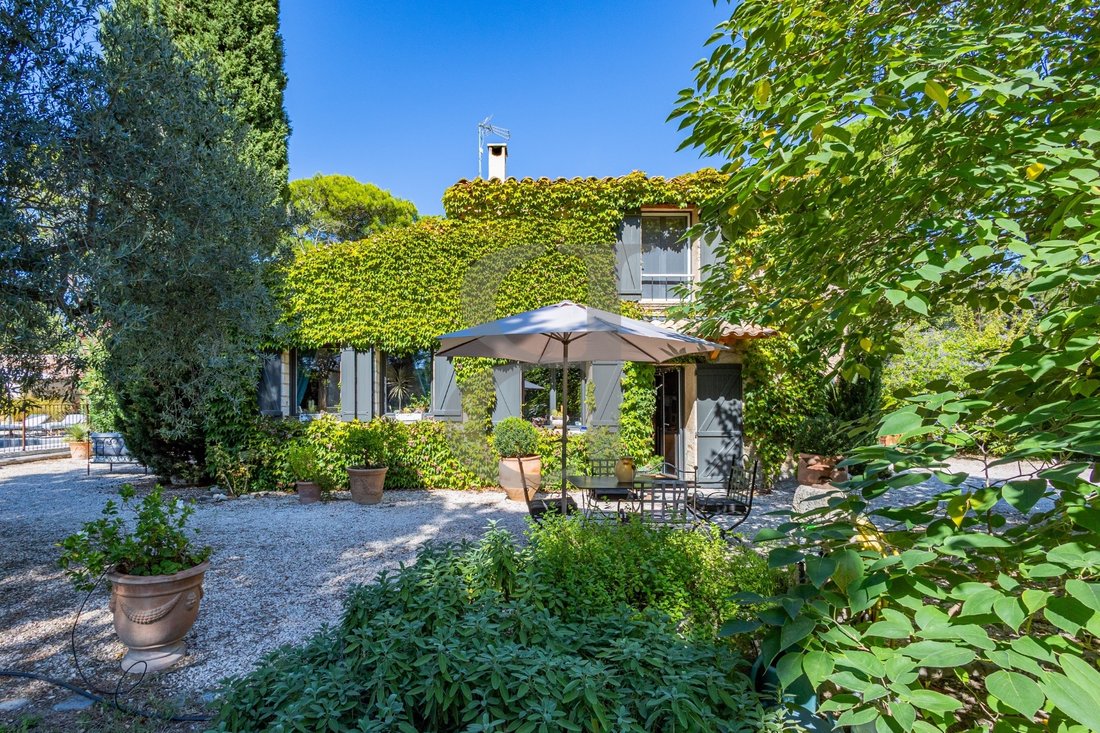 Aramon In Aramon, Occitanie, France For Sale (16279187)