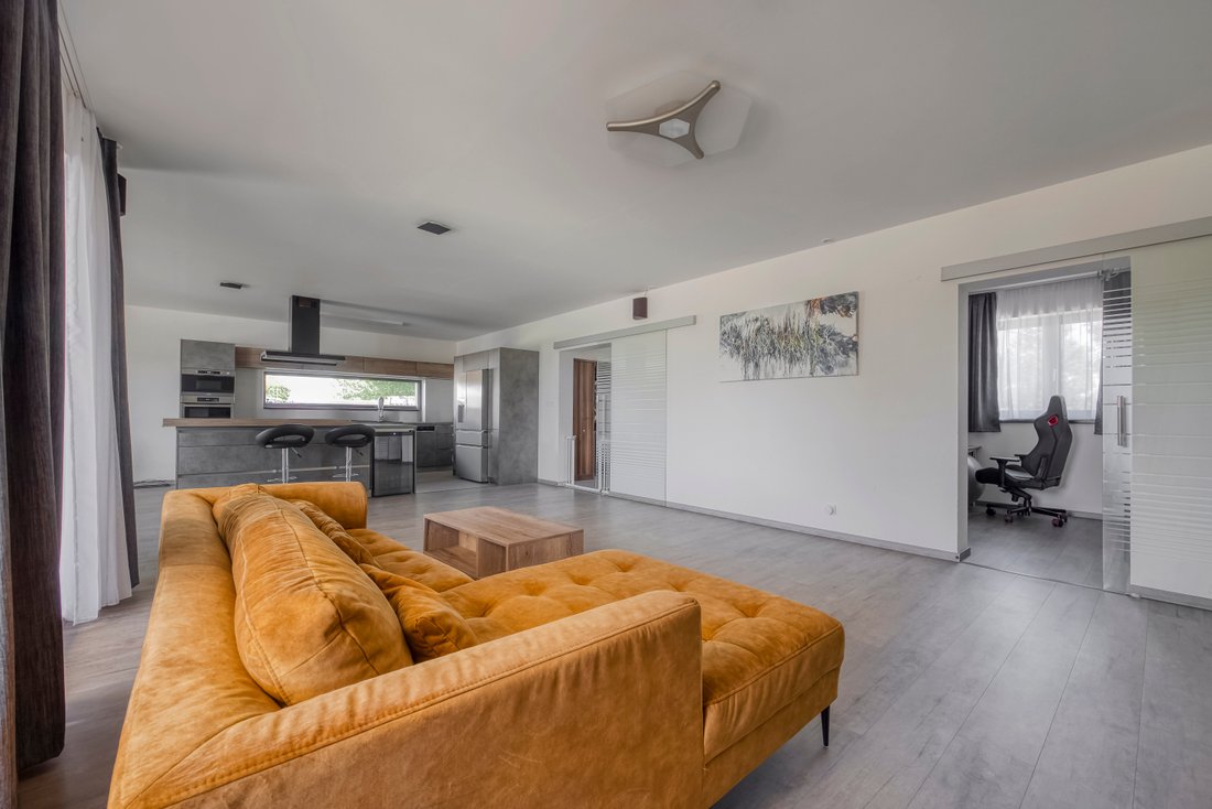 Modern Villa With Swimming Pool, Prague West, In Prague, Prague ...