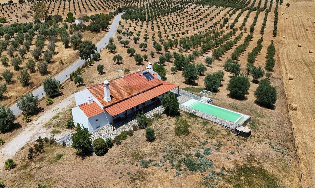 Alentejo Farm In Capelins (Santo Antonio), évora District, Portugal For ...