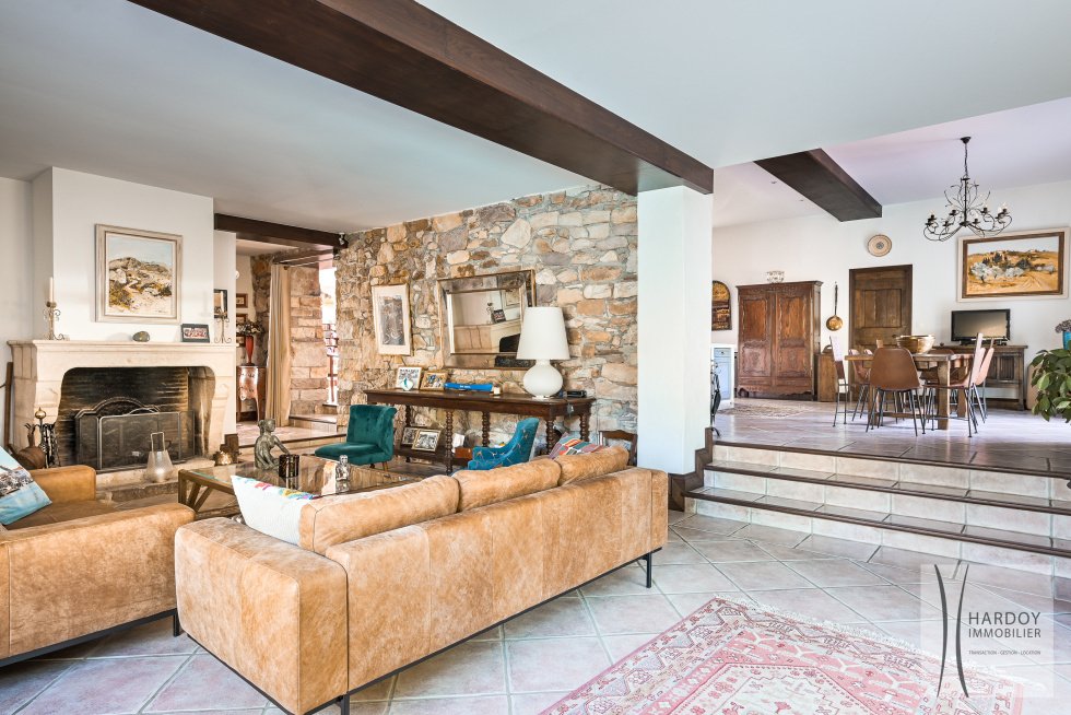 Ascain Fully Renovated Basque Farmhouse In Ascain, Nouvelle Aquitaine, France For Sale (16287148)