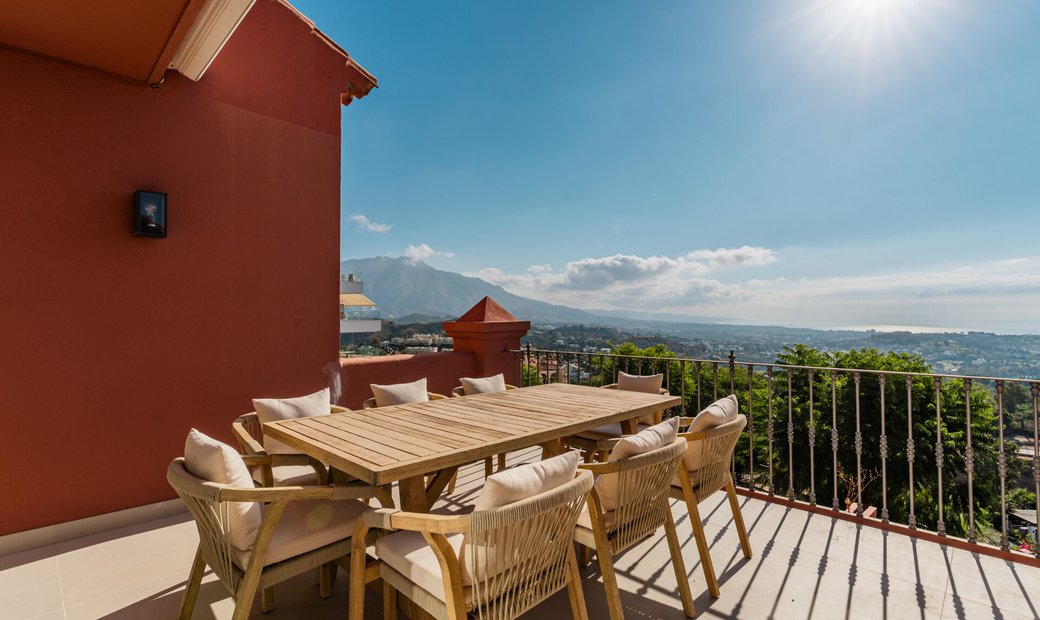 Penthouse Monte Luz – Contemporary Elegance In La Quinta, Benahavis ...