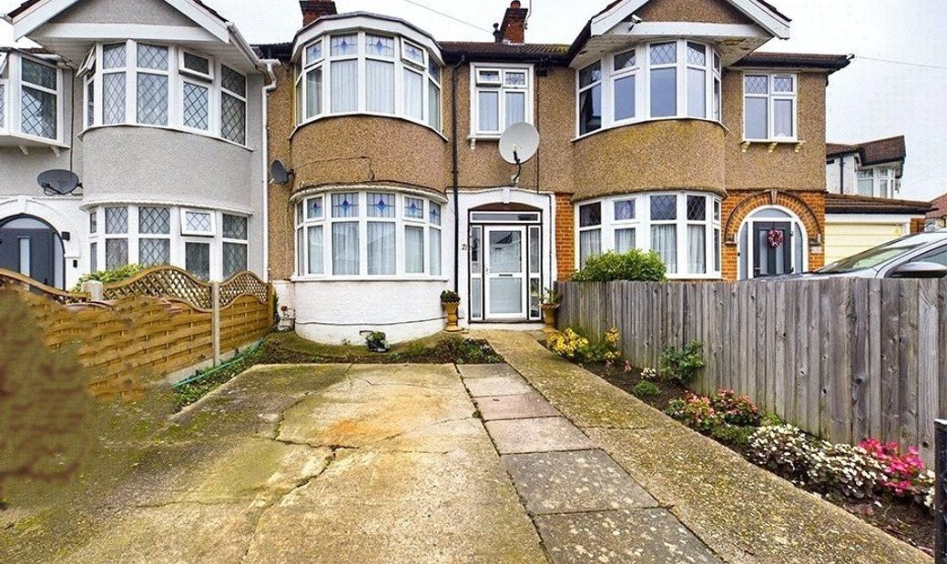 House, Windsor Crescent, Harrow In Harrow, England, United Kingdom For ...