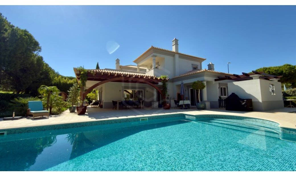 Exclusive Luxury 4 Bedroom Villa On The First In Vilamoura, Quarteira ...