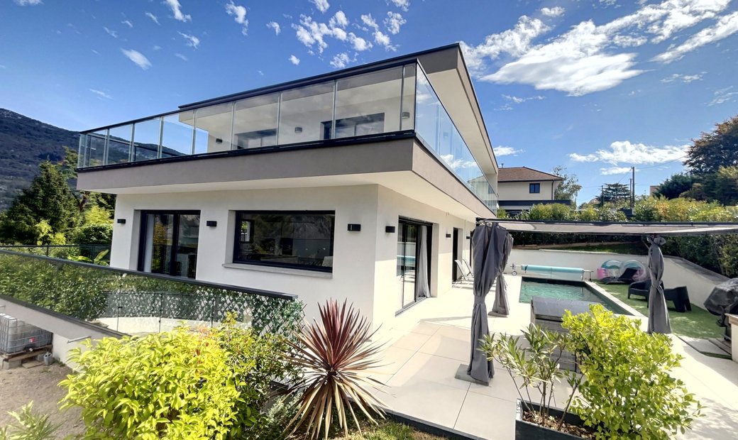 Moderne Villa In Brison Saint Innocent, Auvergne Rhône Alpes ...