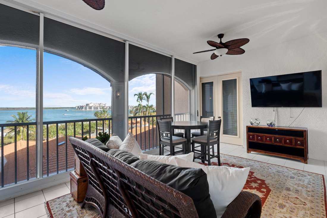 Appartement En Copropriété Marco Dans Marco Island, Floride, états Unis ...