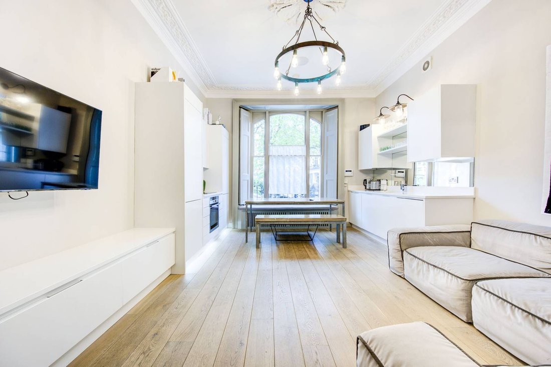 Westbourne Gardens, Notting Hill, W2 In Bayswater, Westminster, England ...