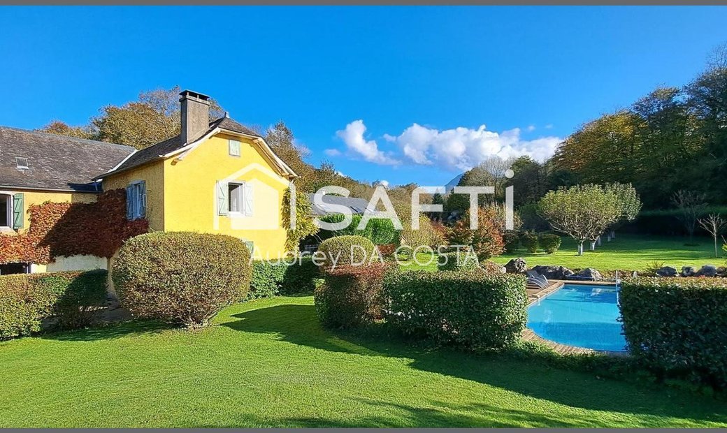Propriete D'exception Au Pied Des Pyrenees In Issor, Nouvelle Aquitaine ...