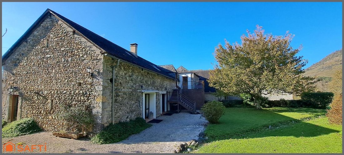 Propriete D'exception Au Pied Des Pyrenees In Issor, Nouvelle Aquitaine ...