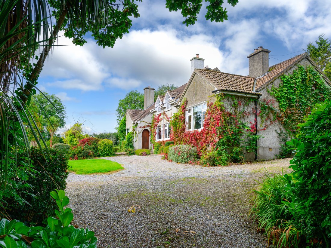 Impressive Five Bedroom Home On Beautifully In Mallow, County Cork ...